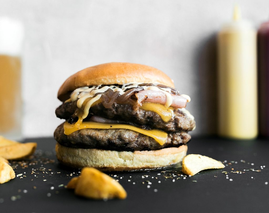 Μ. Παρτσαλάκης [Jazz Burger Bar]: «Πιστεύω στις συνεργασίες» - The ...